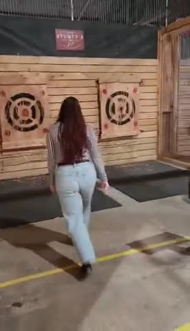 Axe throwing fail - YouTube
