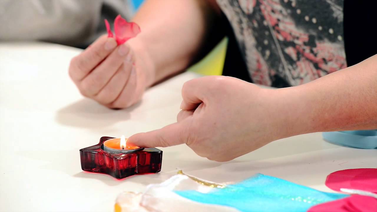 HOW TO CREATE ORGANZA FLOWERS USING A FLAME - YouTube