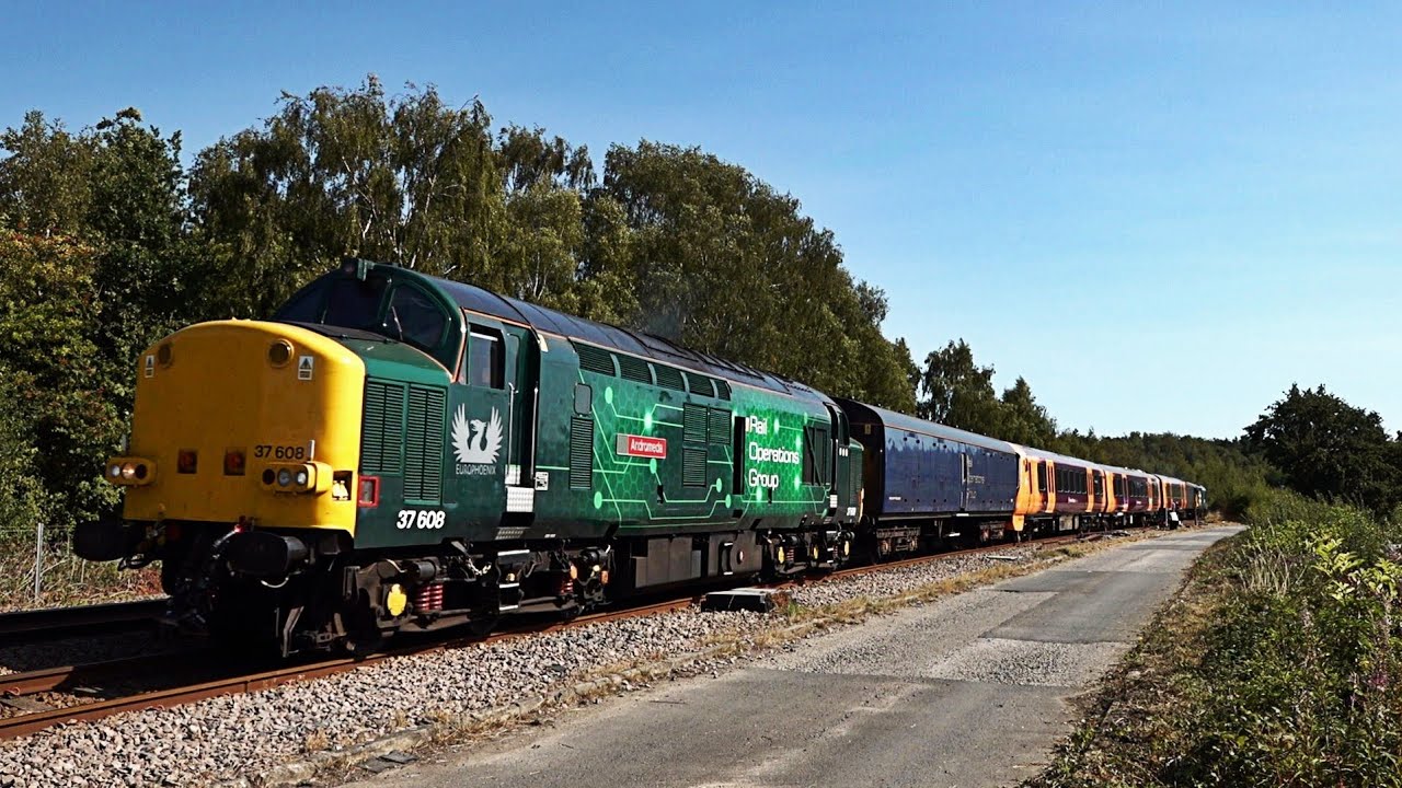 37 608/37 407, 7Q65, Gascoigne Wood to Soho with 730041. 25/08/25 ...