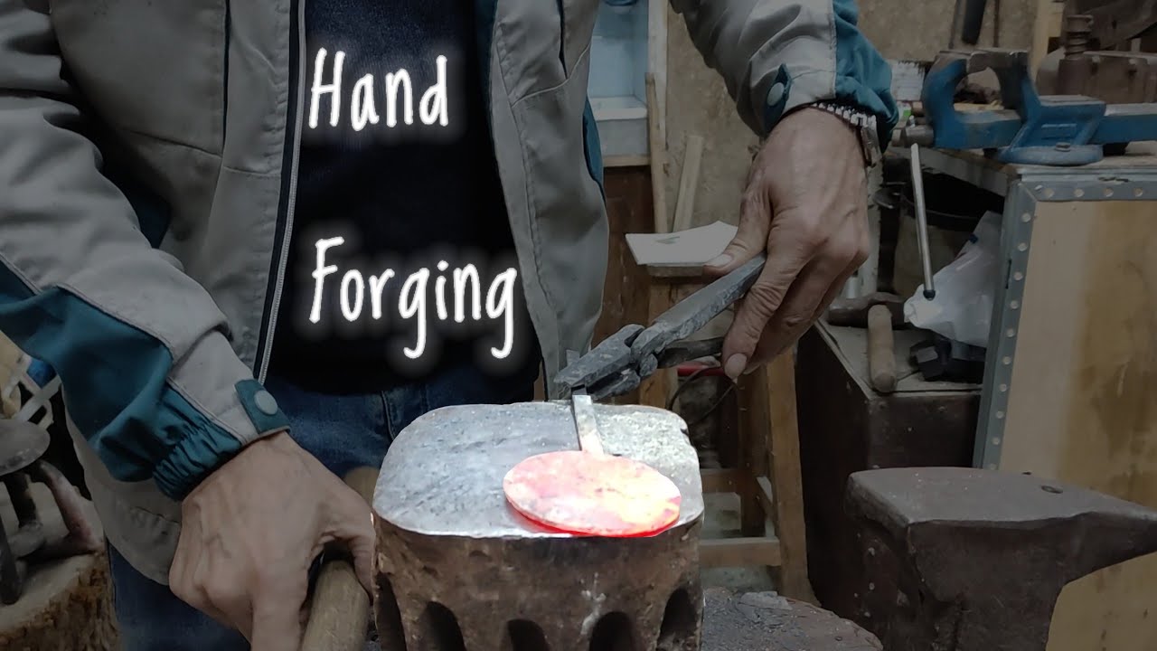 Hand forging:Talented Blacksmith:Revival of the forgotten job in the ...