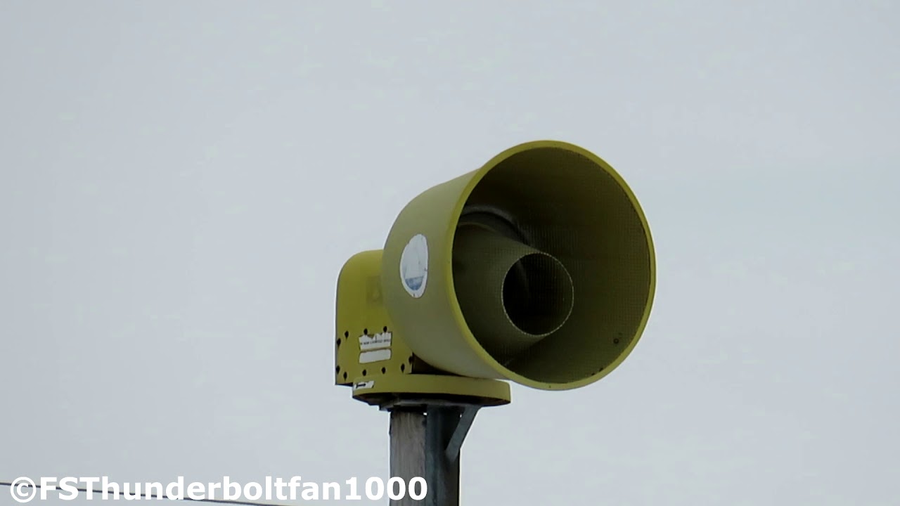 ACA P-15 Siren Test - Cleveland, WI - YouTube