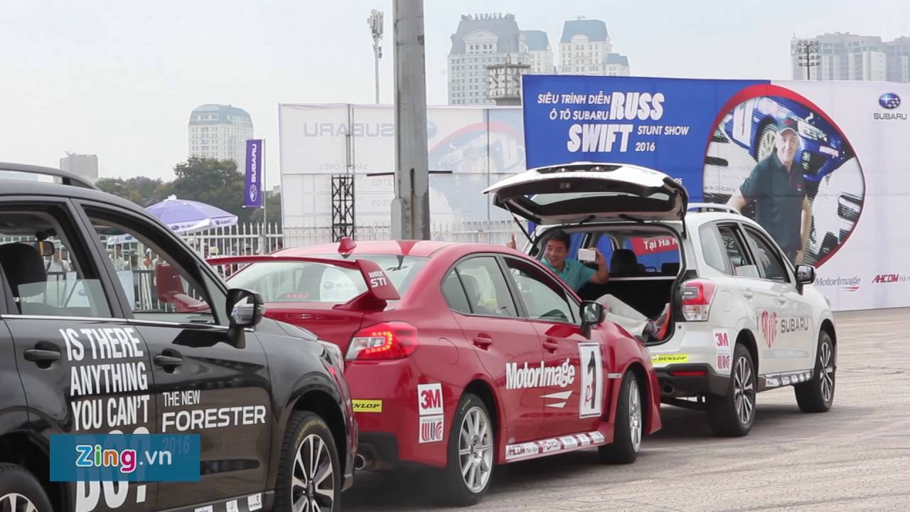 Russ Swift Performance in Hanoi - YouTube