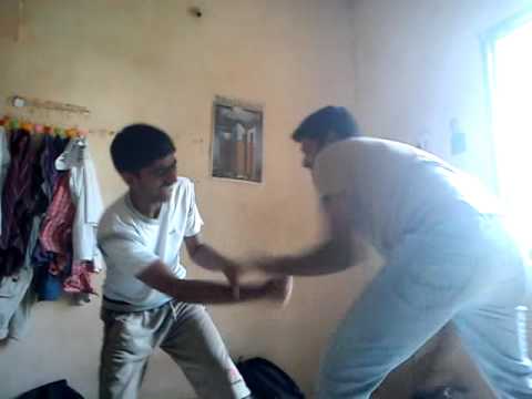 body reactions & kung fu training comdy ( varda vs body)