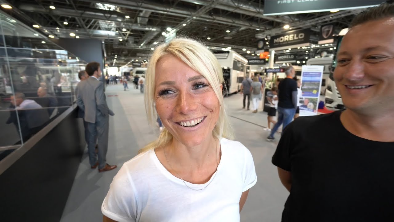 Zurück aus Schweden: Illo und Mops haben sich immer noch lieb. Storys ...