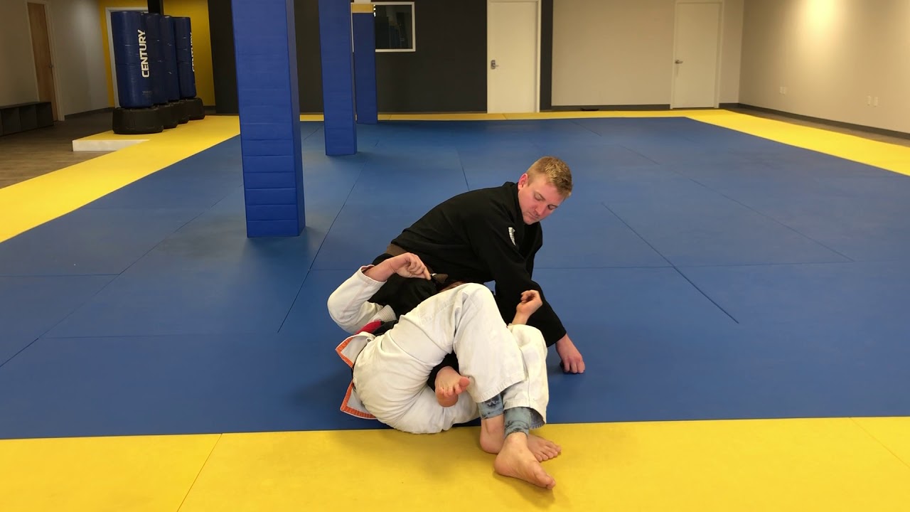 Deep Half-guard Sweep: Walking the Leg - YouTube