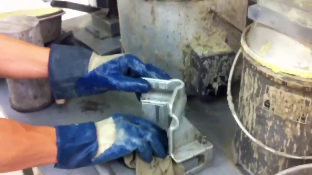 Sulfur capping for concrete cylinder test - YouTube