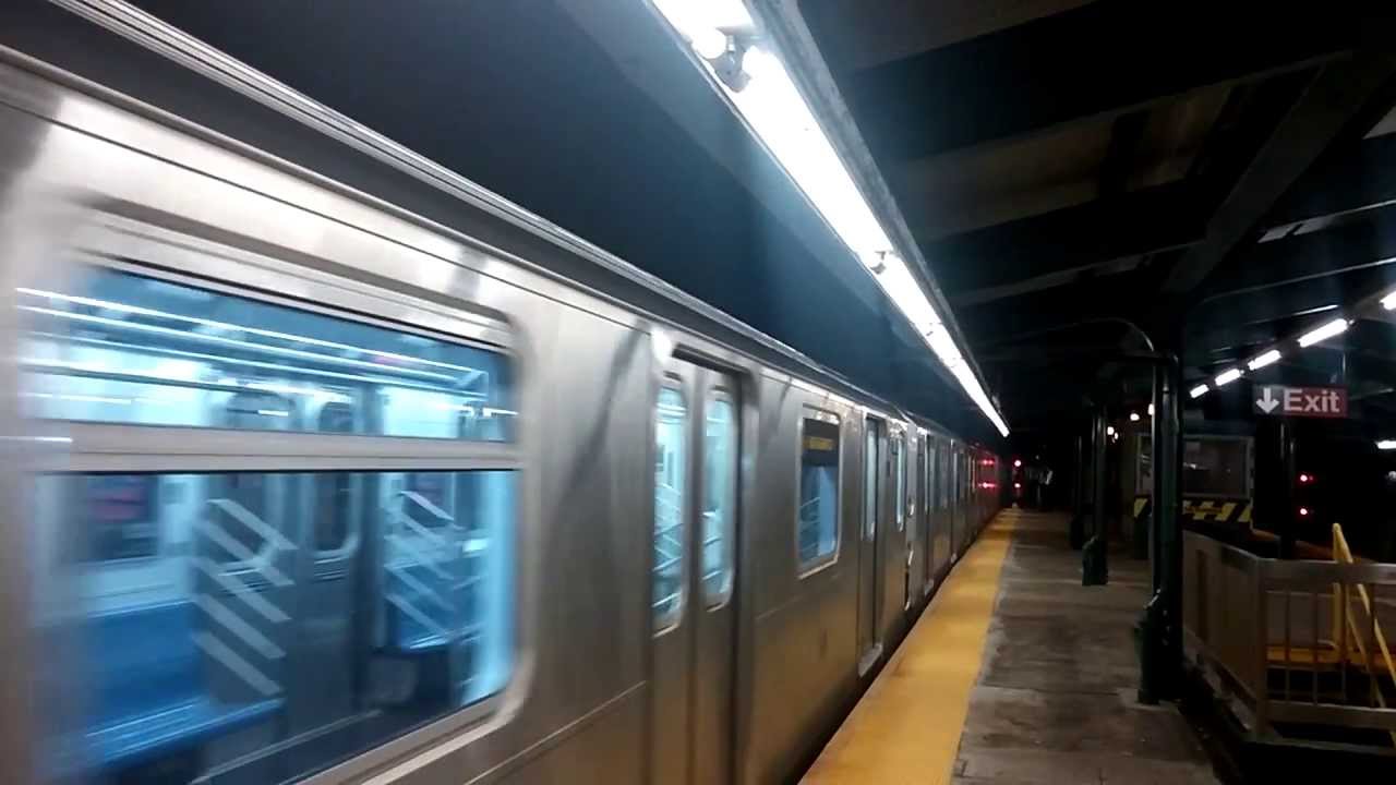 MTA NYCT:R188 NIS Train @ Mets - Willets Point - YouTube