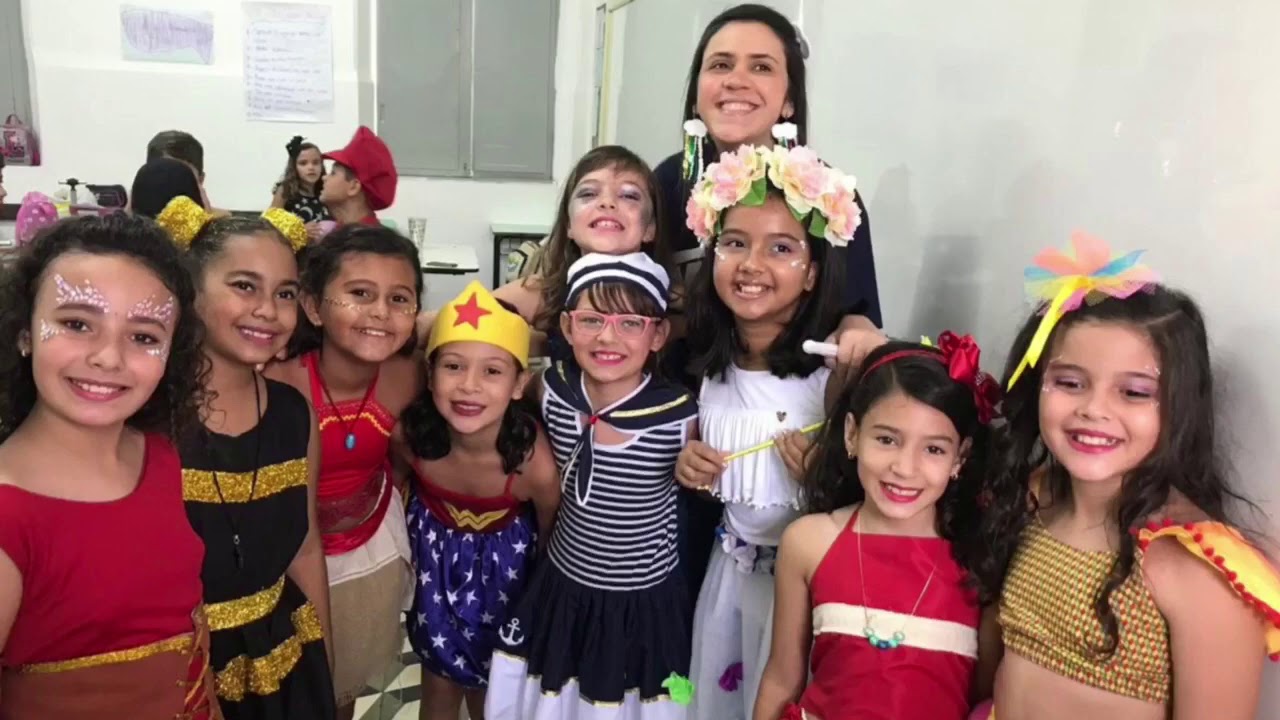 Maria Clara 5º ano B-Colégio das Neves - YouTube