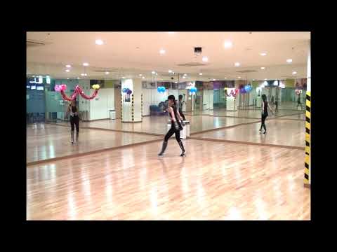 Outta Style-"D,S" Line Dance (Dance & Walk Through) - YouTube