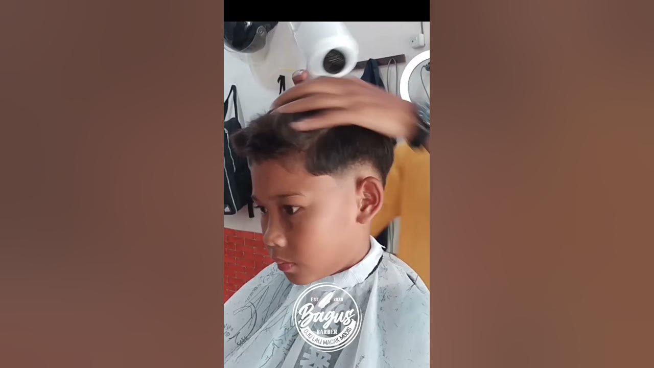 potong rambut bocil 2 jari | low fade haircut bagus barber tutorial - YouTube