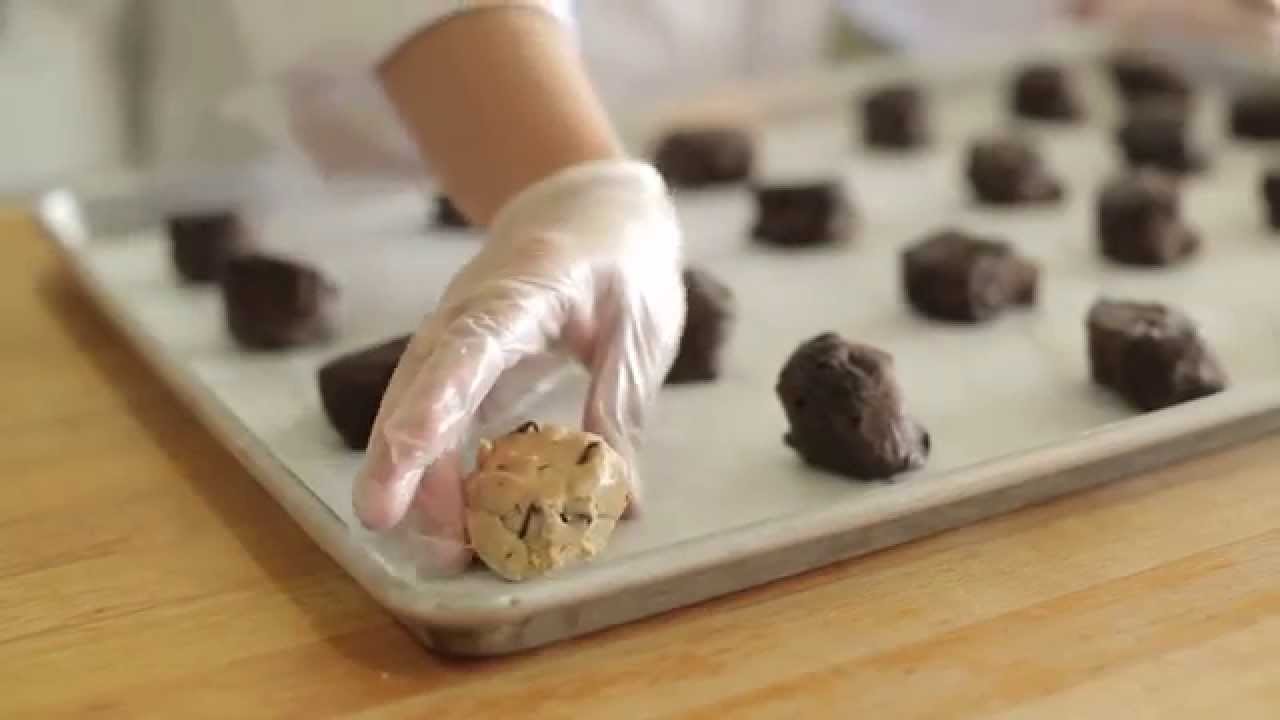 Brickfire Bakery Cookie Dough Features and Benefits - YouTube