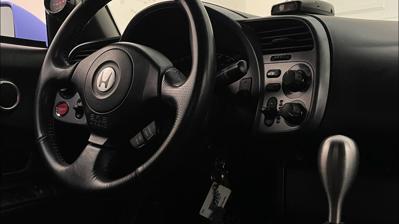 S2000 Best shift knob ( NEVER MISS A SHIFT AGAIN) - YouTube