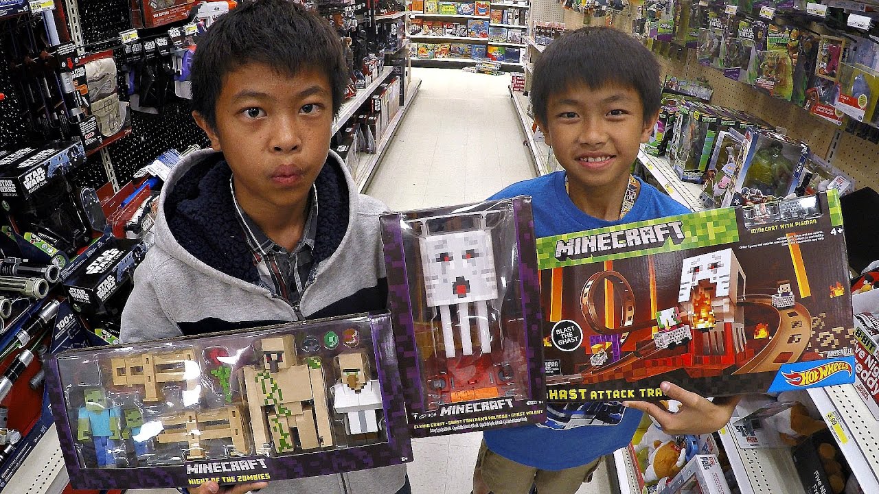 Toy Hunt Minecraft Toys 2016: RC Flying Ghast, Night Of The Zombies ...