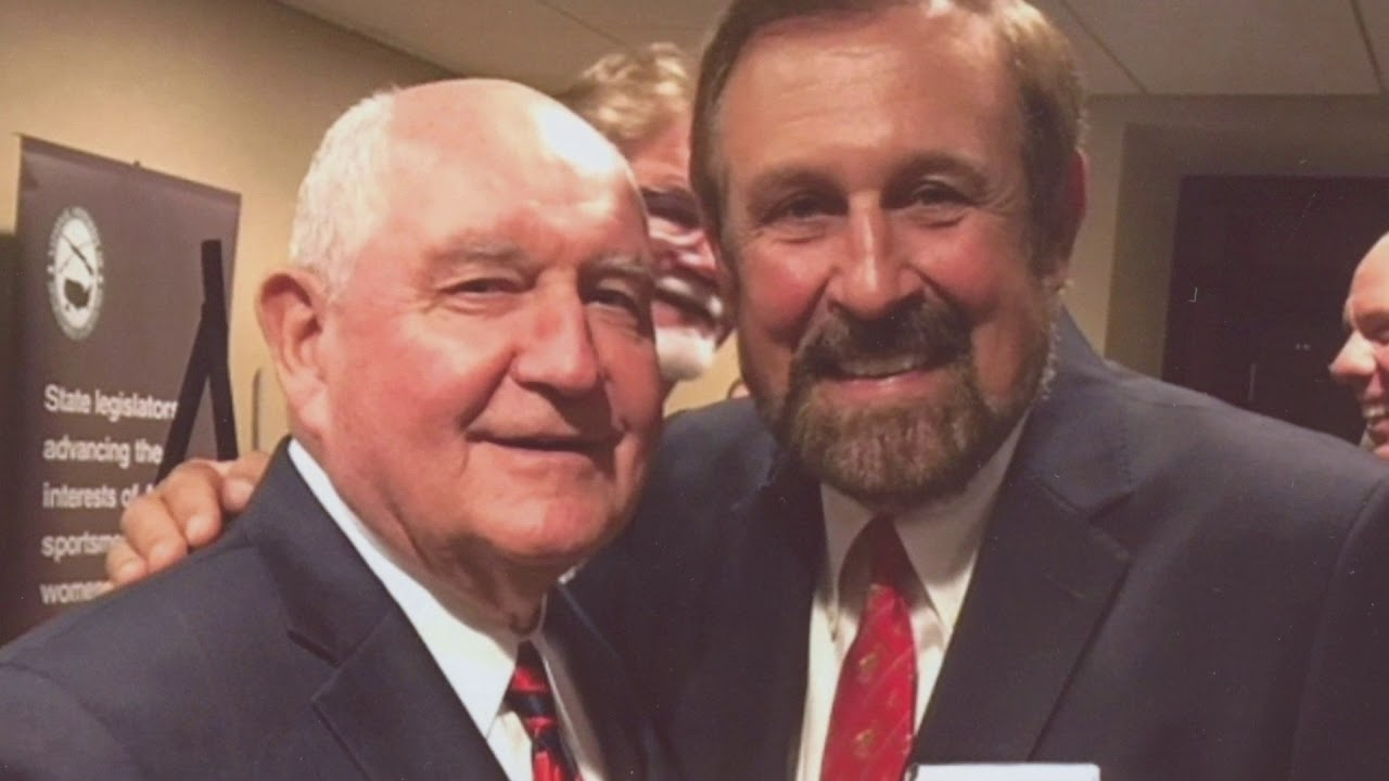 Fiona Capstick's Instagram, Twitter & Facebook on IDCrawl