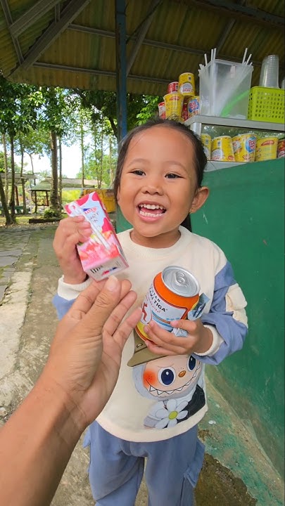 agisna lagi jajan#trendingshorts - YouTube