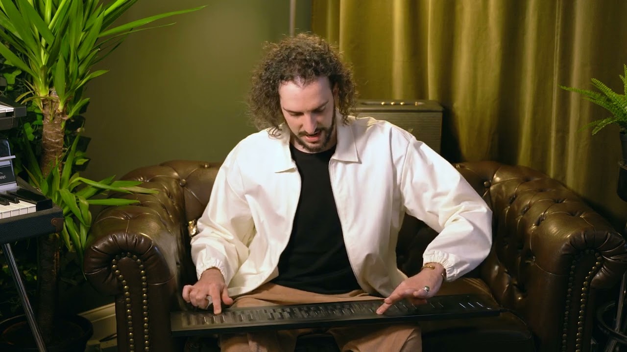 Marco Parisi: Two Finger Seaboard Performance - YouTube