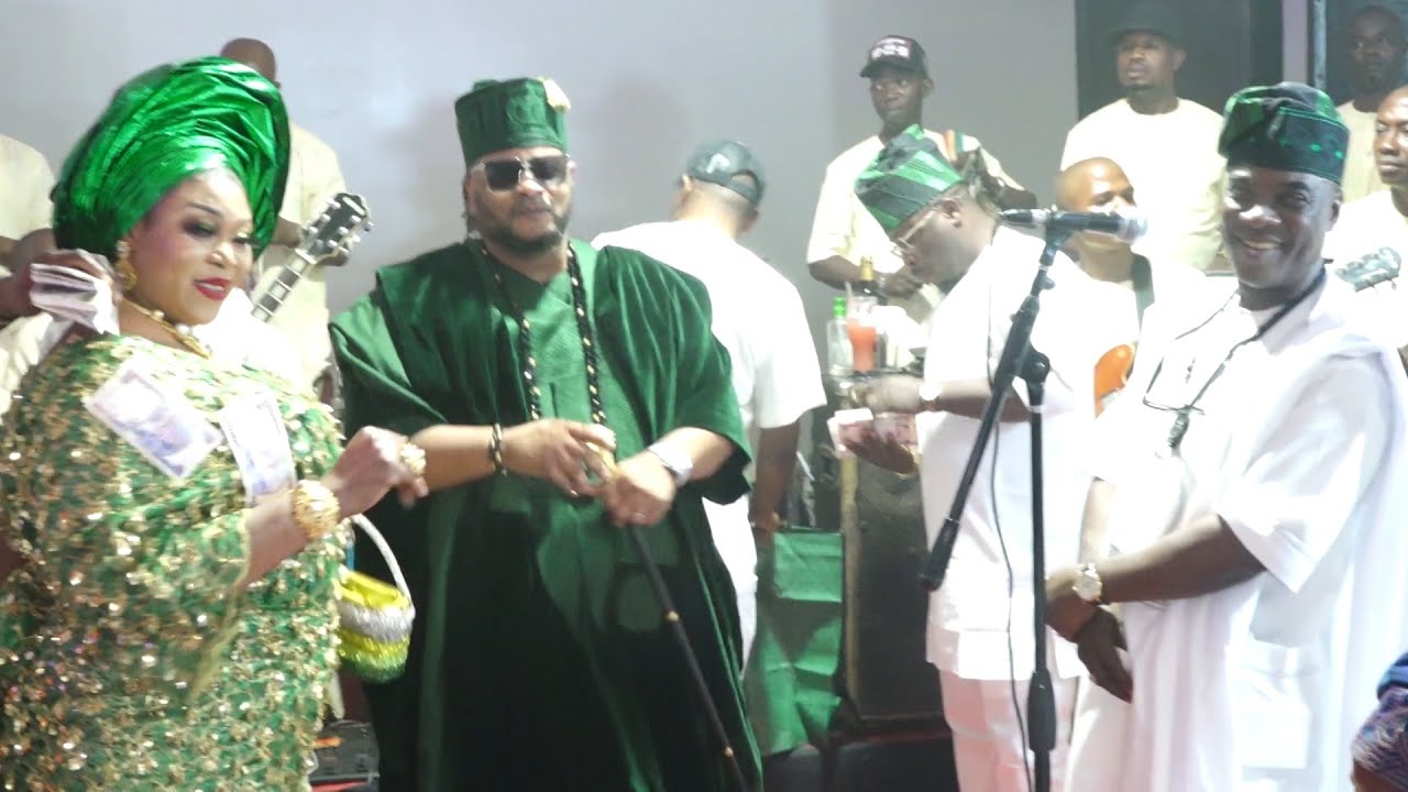 MONEY RAIN AS K1 DE ULTIMATE CELEBRATE FAREEDAH ABDULKABIR & HER ...