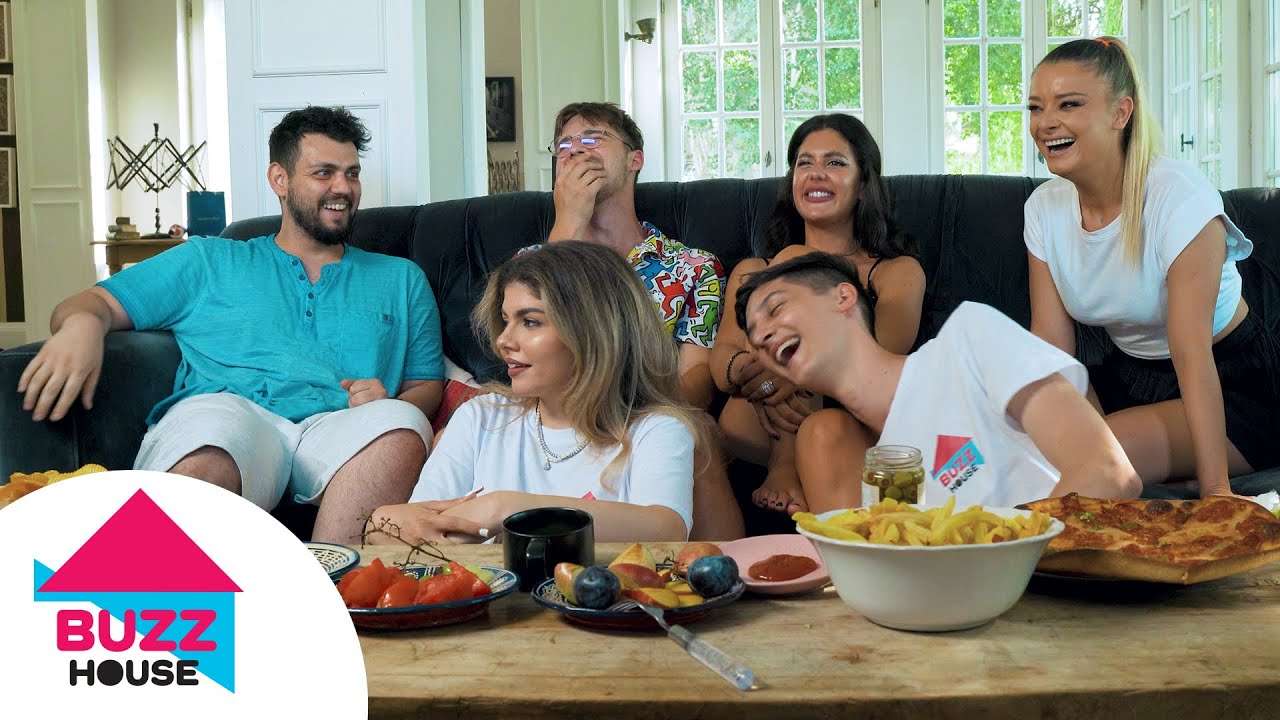 Mukbang cu intrebari tabu. Am recunoscut! 🫣- BUZZ HOUSE #7 - YouTube