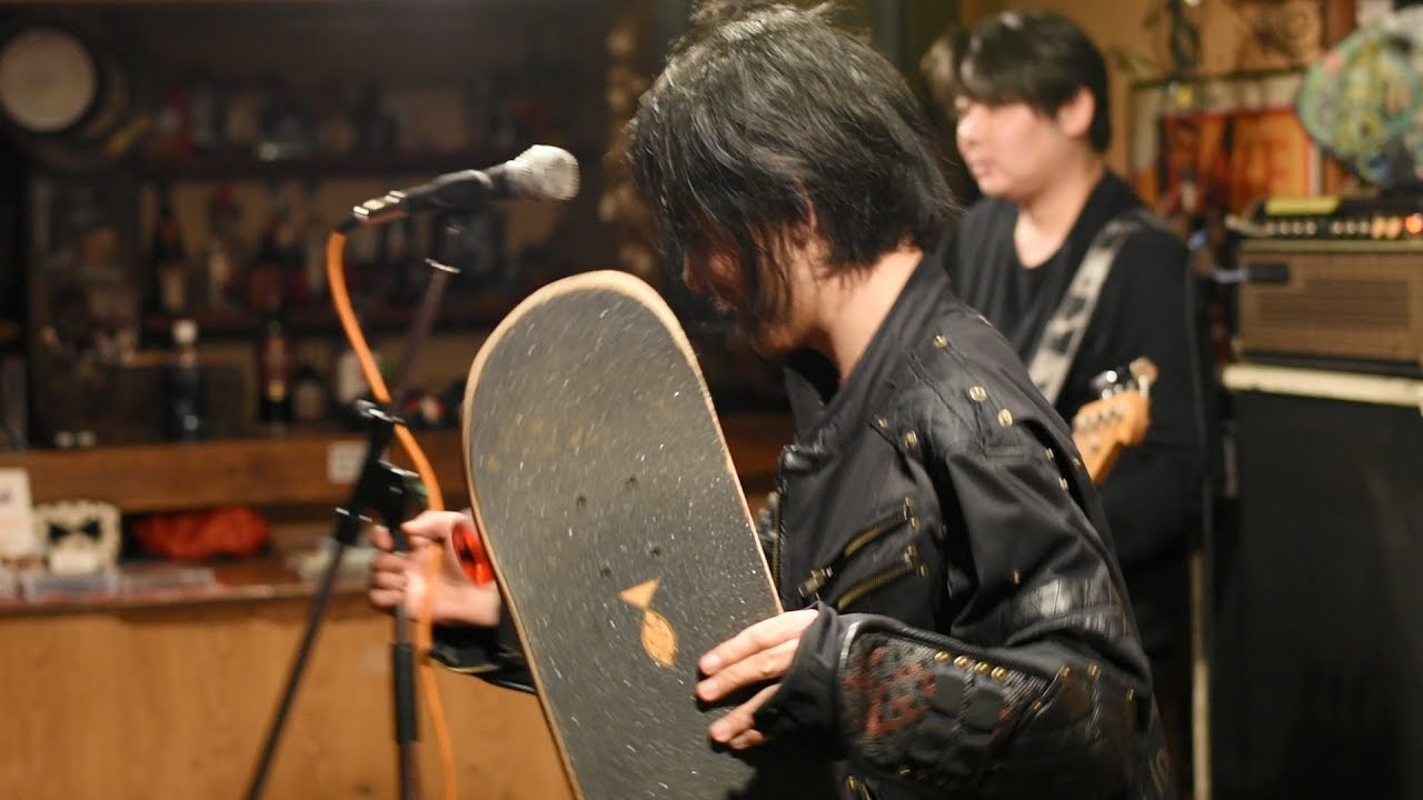 Ollie Impossible at Heavy Metal concert - YouTube