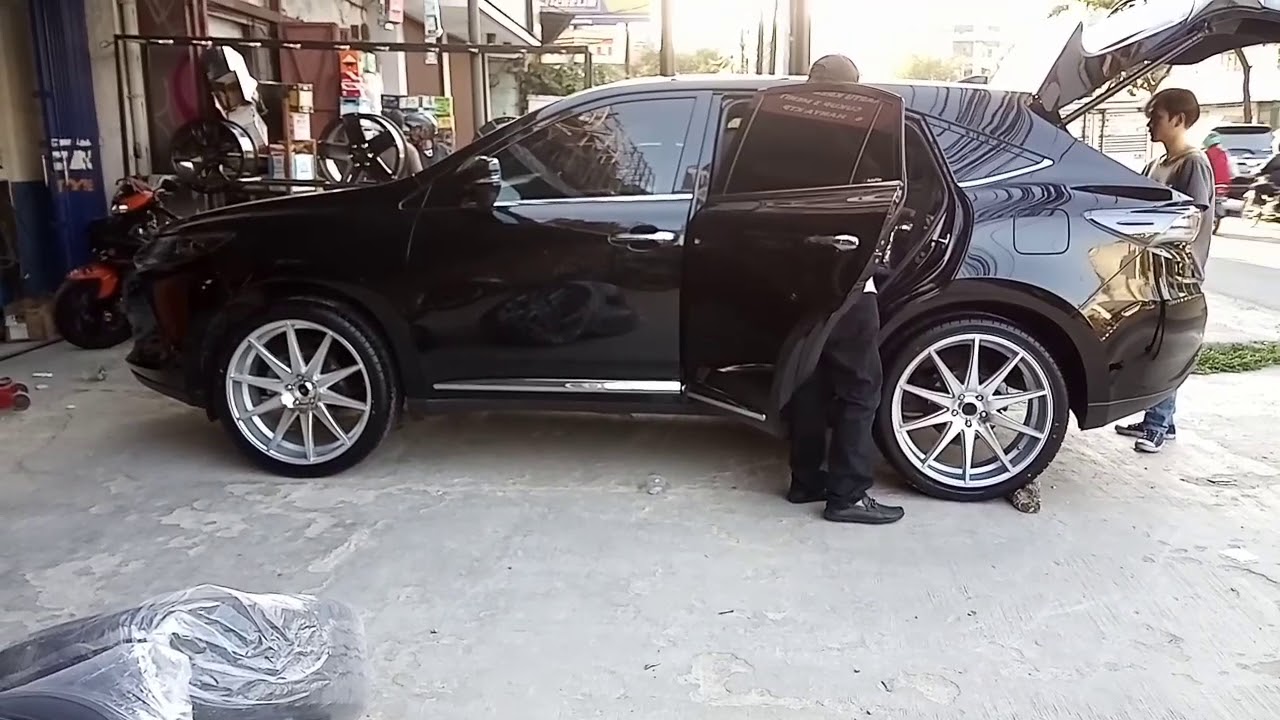 Modifikasi toyota HARRIER. Pake velg racing HSR. terbaru.pake R22 ...