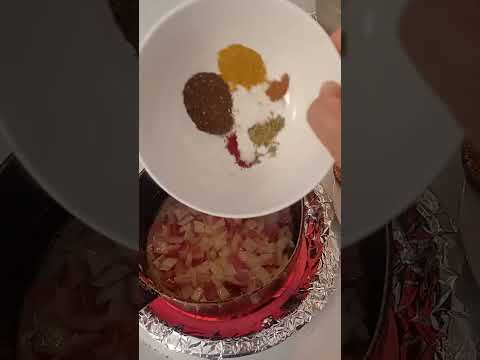 Arab Foods | kabsa laham, shurba qusa, cauliflower salad and  hashew (toppings)