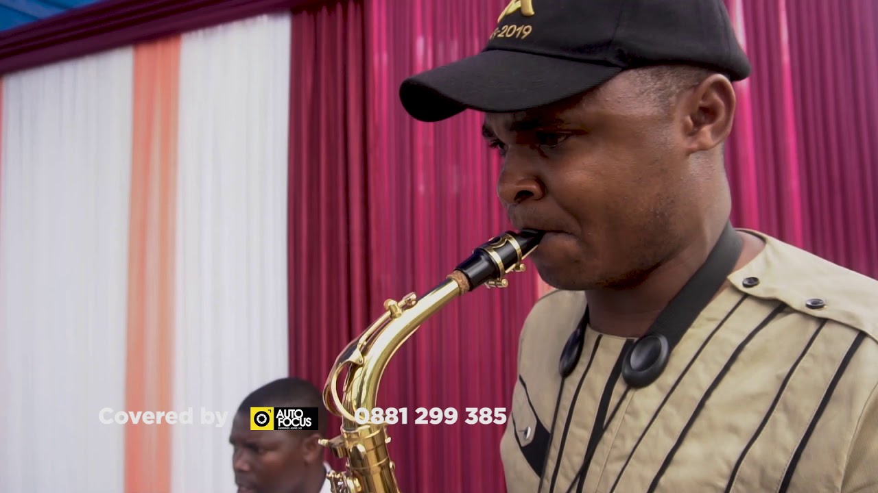 Moses Chikolosa Ndipempherabe live - YouTube