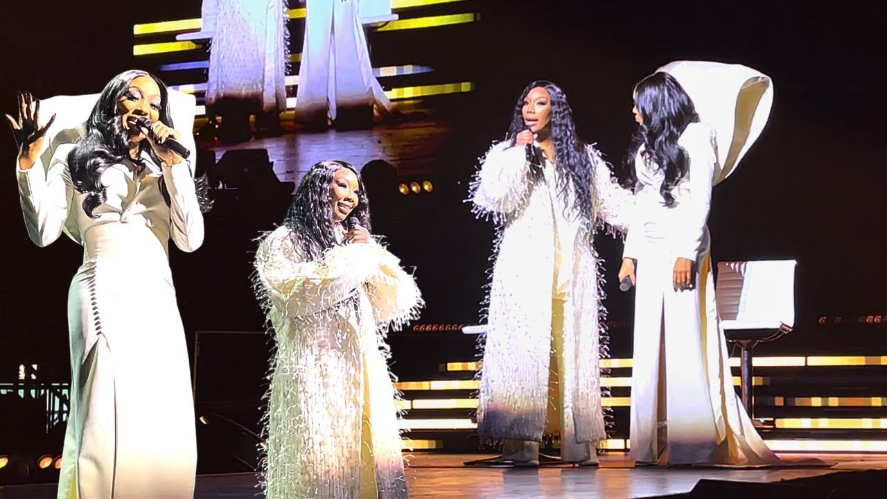 Brandy’s Emotional Chicago Return & Whitney Tribute Performance with ...