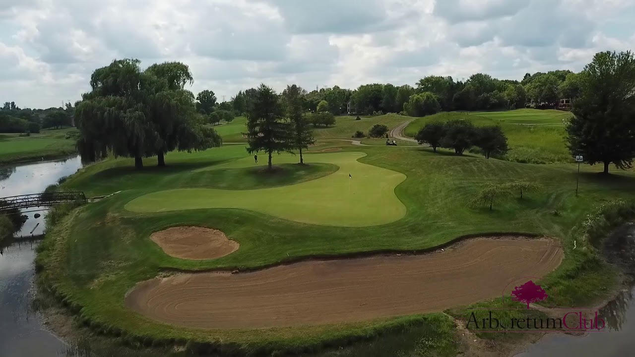 The Arboretum Golf Club Hole 14 - YouTube