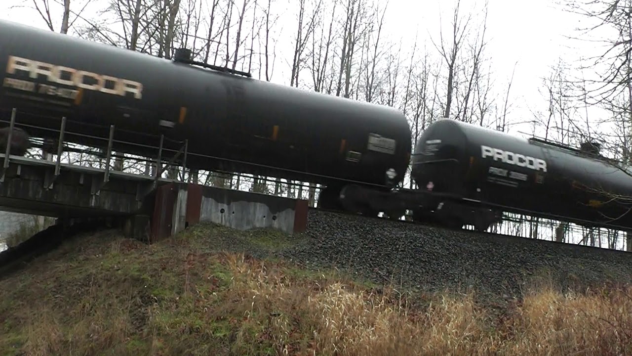 SouthBound BNSF 3859 1-6-2018 - YouTube