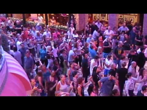 Flash Mob / ALLURE OF THE SEAS - YouTube