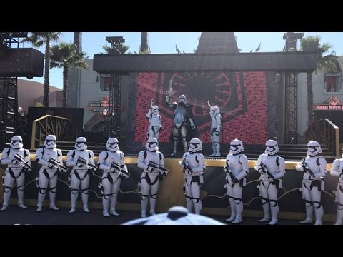 March of the first order Disney Hollywood Studios - YouTube