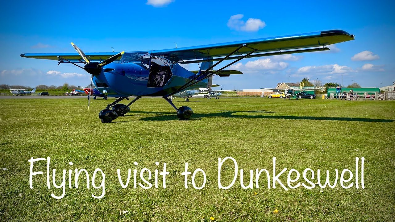 Flying visit to Dunkeswell in a EuroFOX 912iS Microlight - YouTube