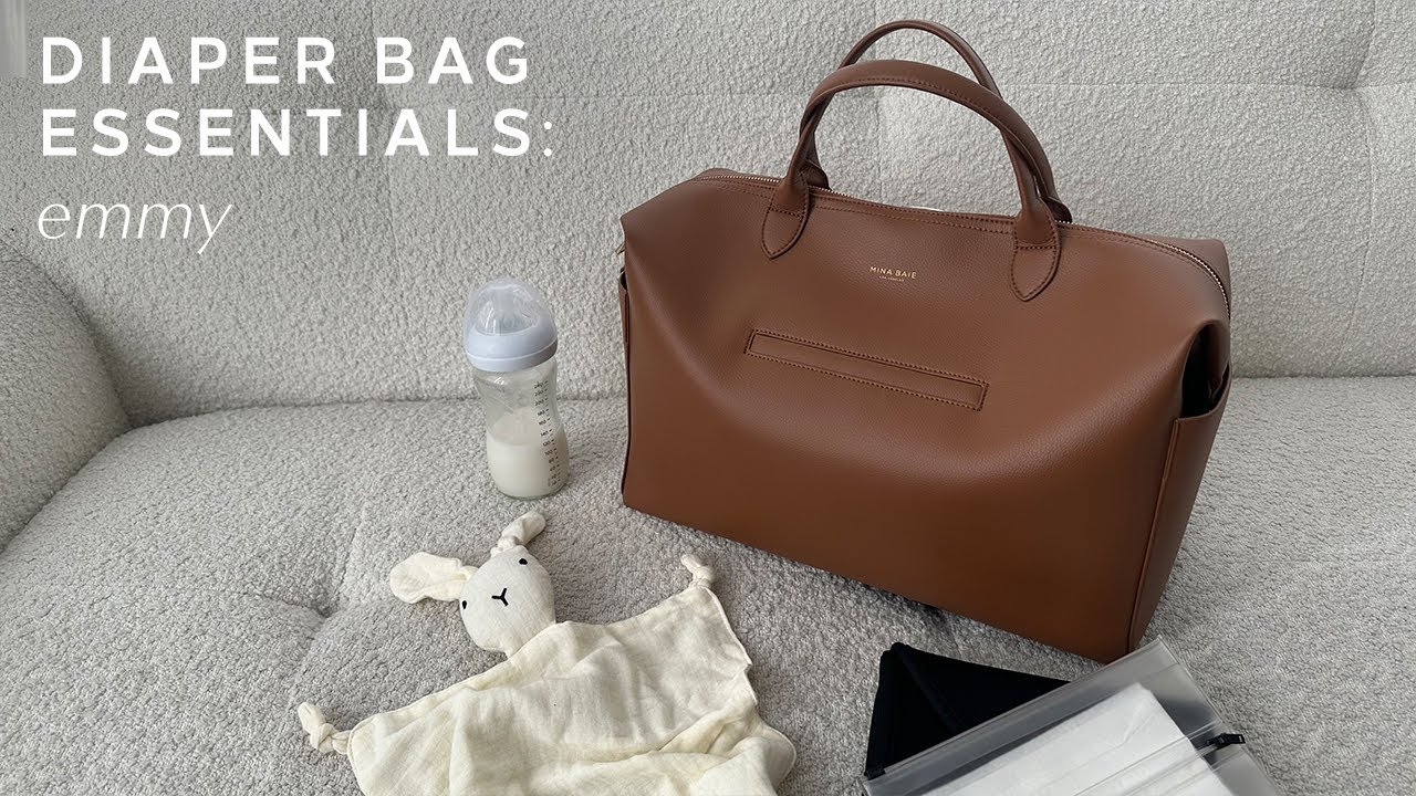 Diaper bag packing essentials - YouTube