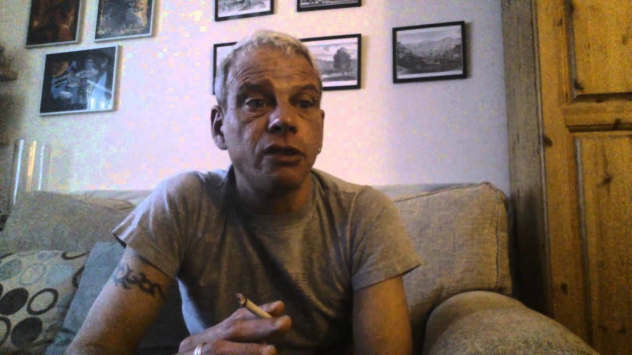 Van Nelle Zware Shag Rolling Tobacco Review - YouTube