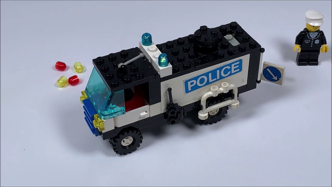 Lego 6450 Mobile Police Truck Light and Sound - YouTube