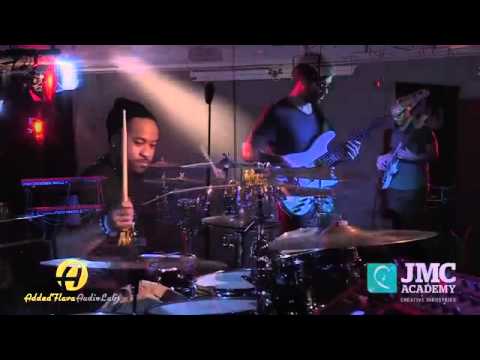 Tony Royster Jr Drum Workshop JMC Academy - YouTube