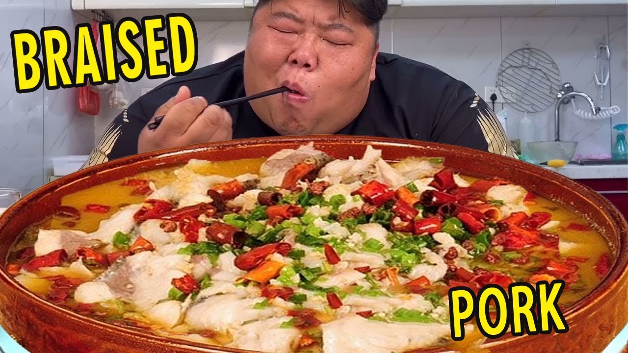 Monkey Brother uses pork tenderloin to make a pot of ”boiled pork ...