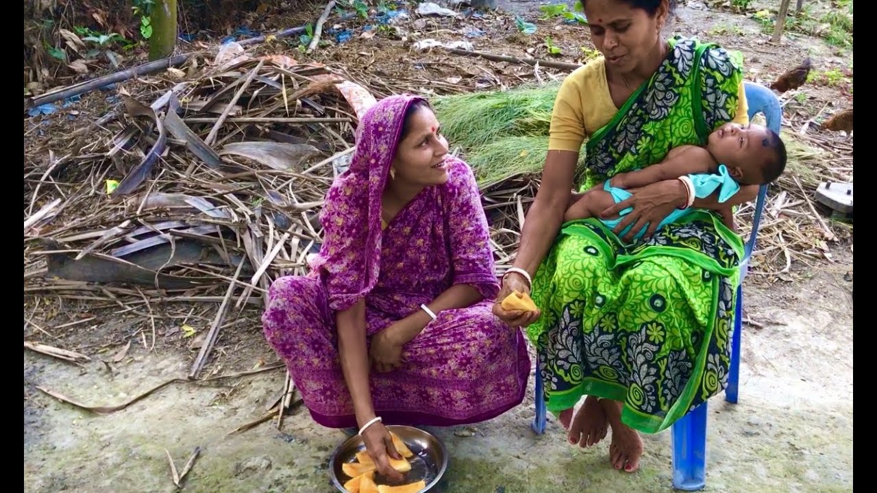 আজ মা-কে কি কাজ করে দিলাম // Our simple village life style// simple ...