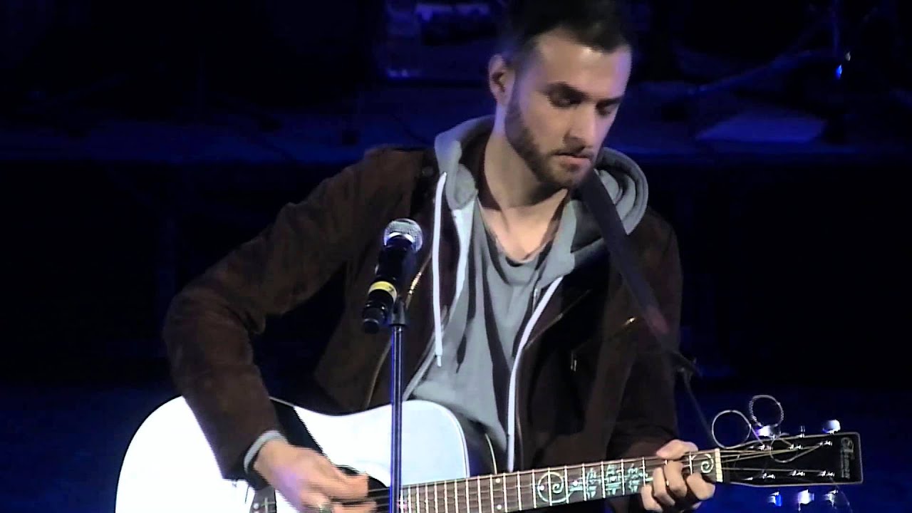 Filippo Graziani e Paolo Vallesi in concerto - HD File.mov - YouTube
