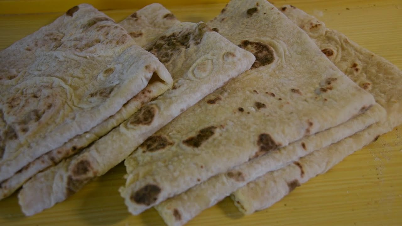 How to make traditional Norwegian lefse using only two ingredients ...