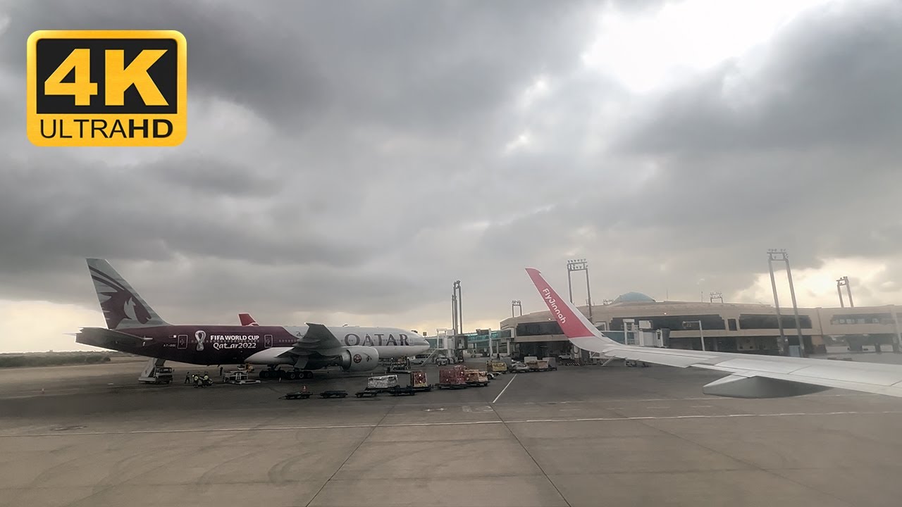 Plane takeoff and landing - Inside view - Full 4K ULTRAHD - YouTube
