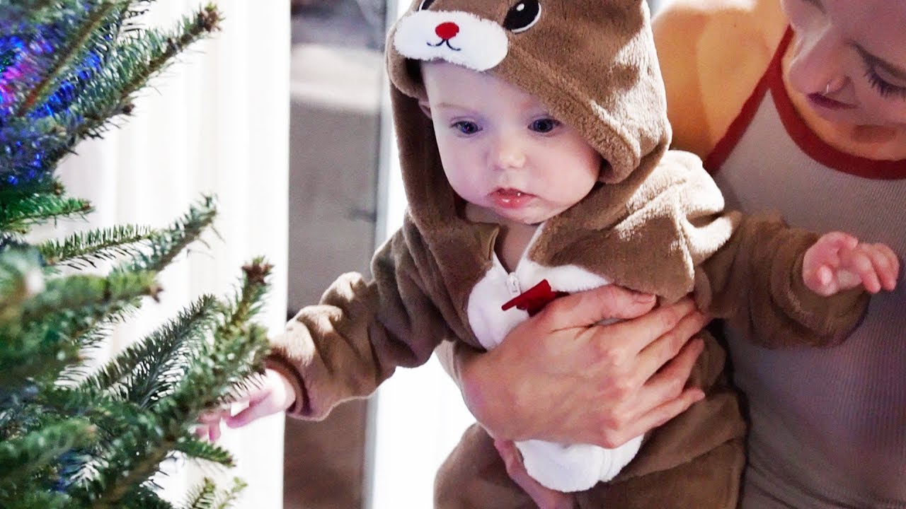 BABY'S CUTEST REACTION TO HER FIRST CHRISTMAS TREE!!!! - YouTube