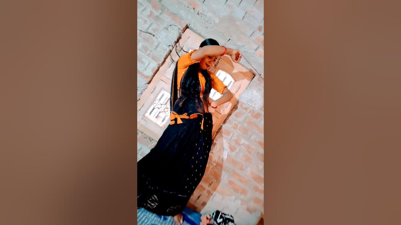 Angana me saeya #Rani-paswan-official #video #dance #jabbhikoiladkidekhu #shortsfeed #comedy ...