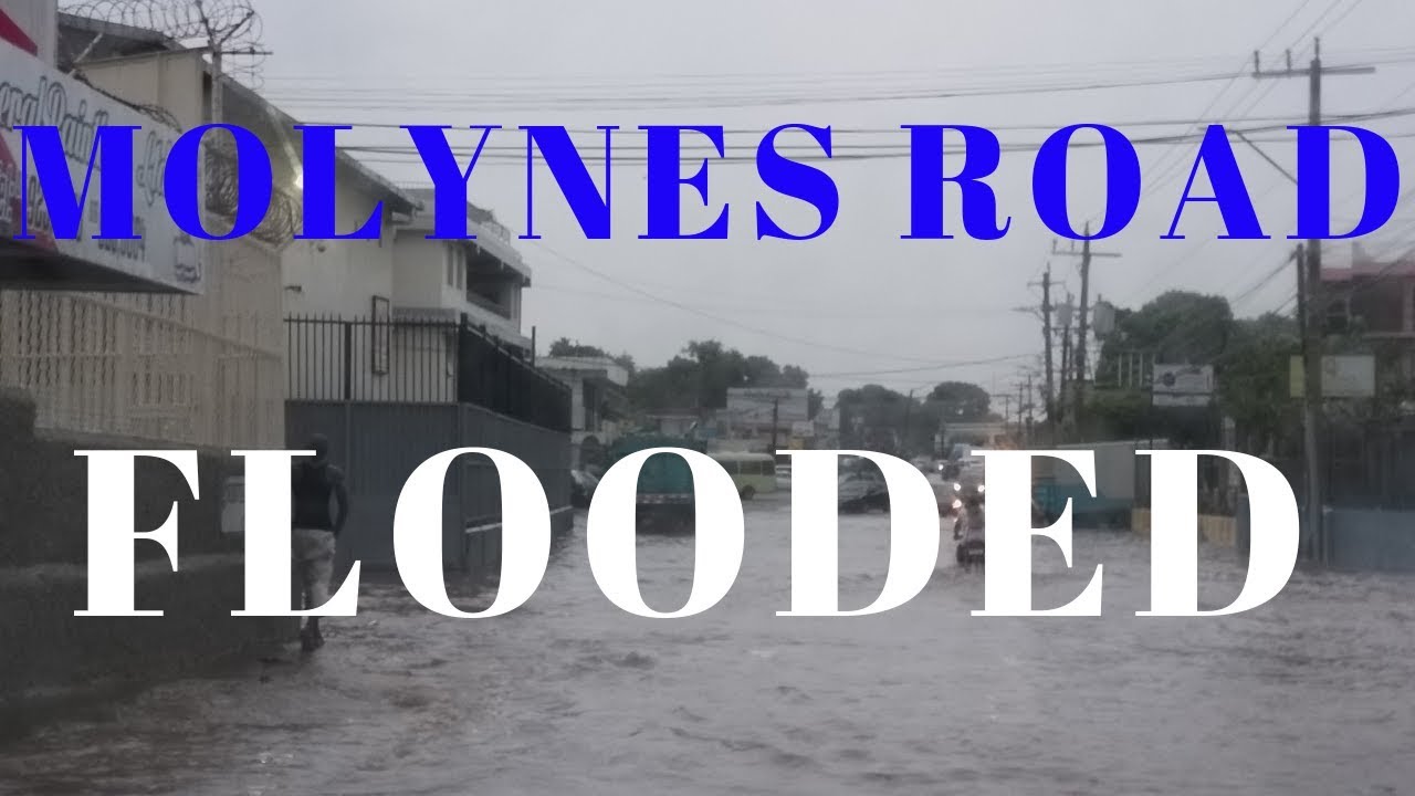 MOLYNES ROAD FLOODED || RAIN DRIVE || Driving Molynes rd to Half Way ...