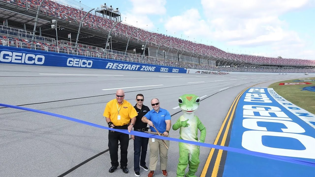 Nascar race geico restart zone - YouTube