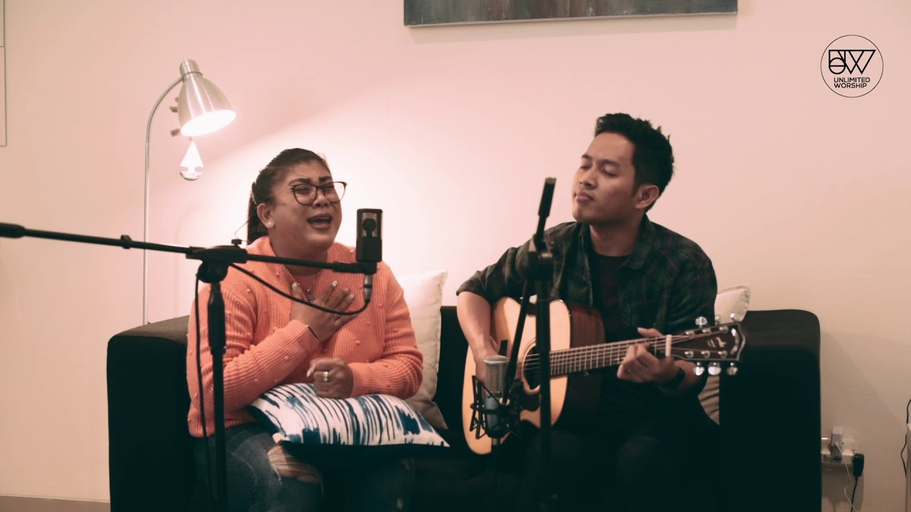 #UWpenyembahrumahan | Regina Ivanova - Heart of Worship - YouTube