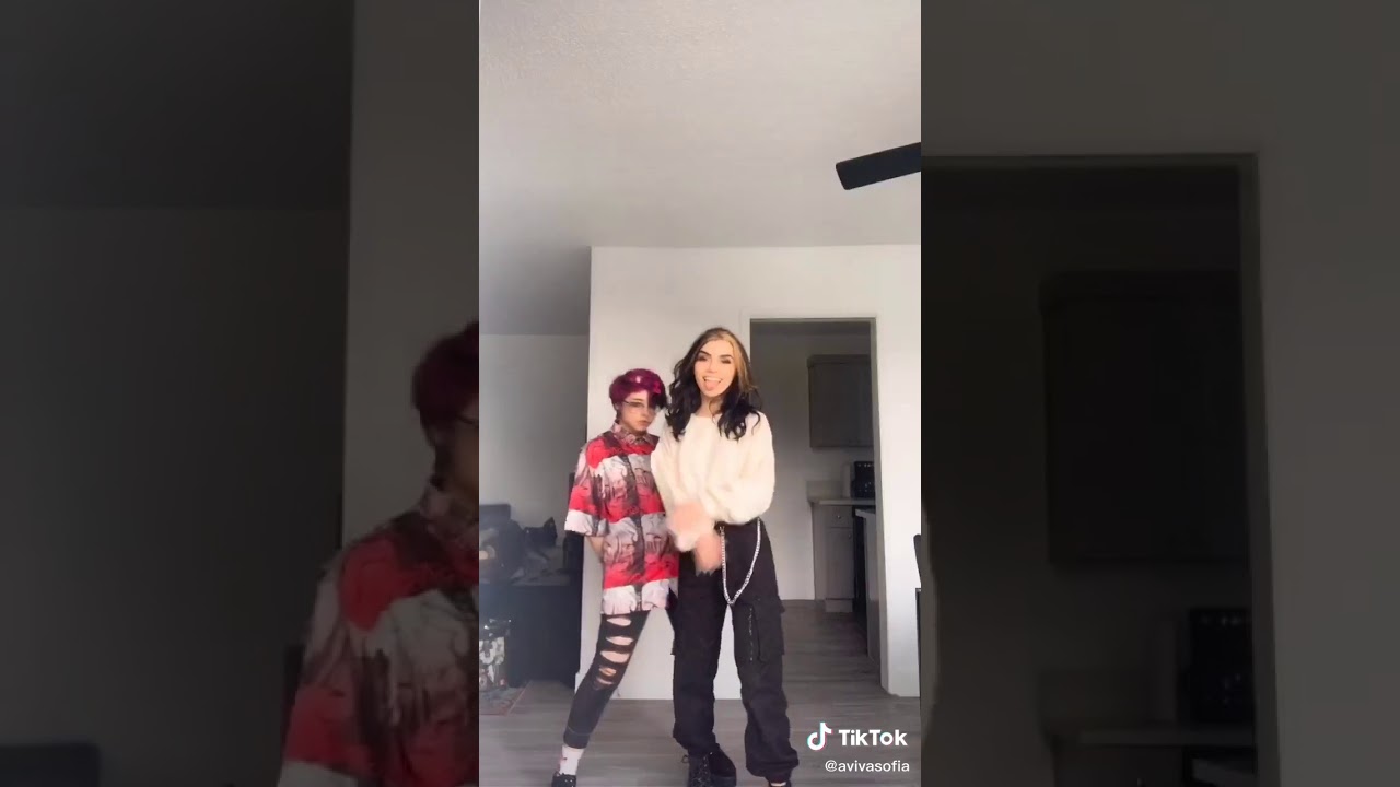 TIK TOK AVIVA SOFIA - YouTube