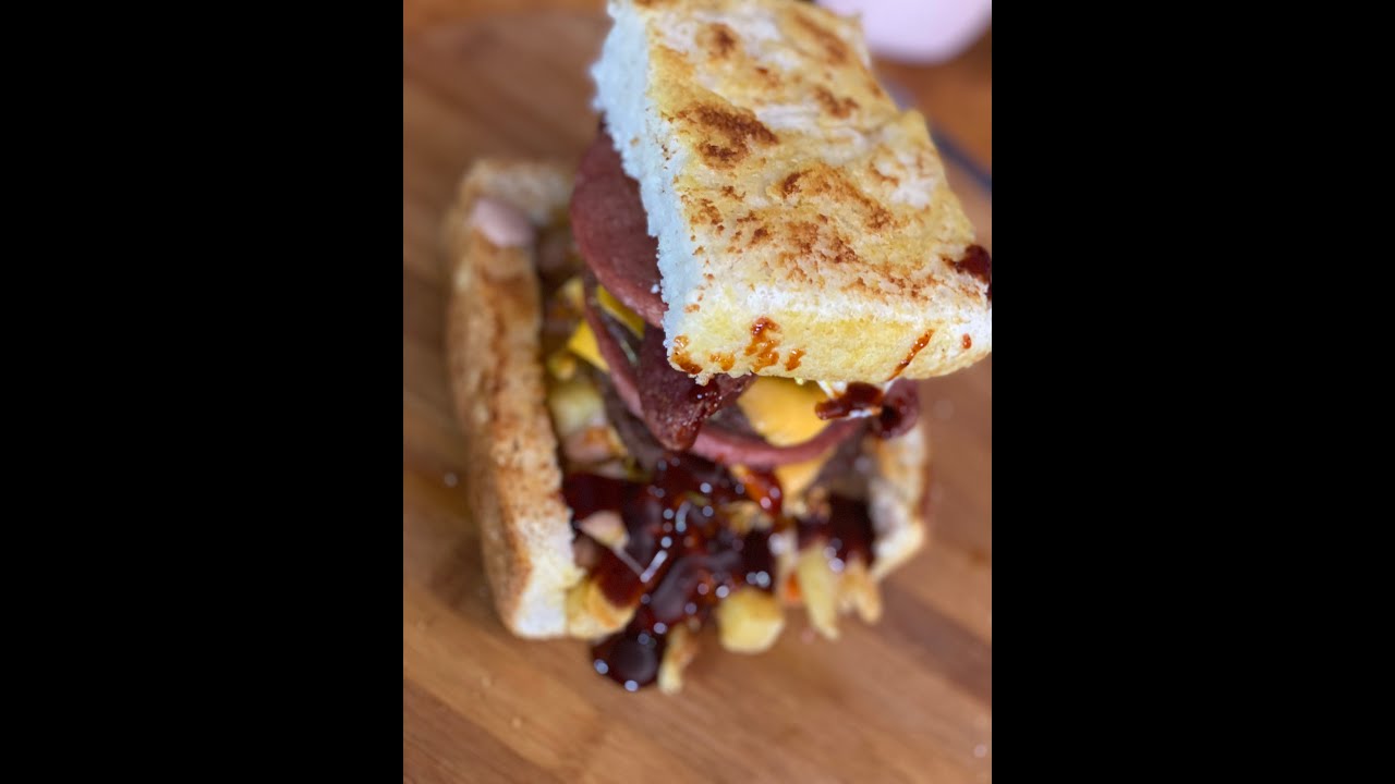 Better than Macdonalds | How to make Kota! African Burger. - YouTube