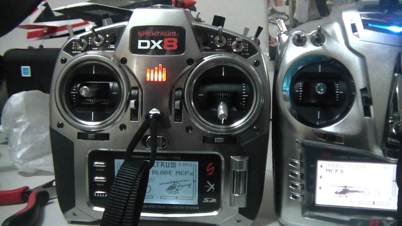 8FG DX8 and JR11X side by side - YouTube