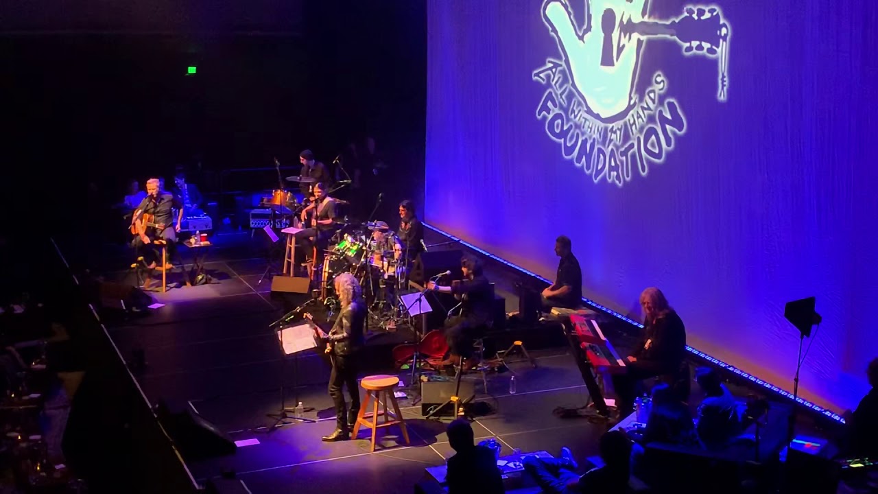 Bleeding Me - YouTube